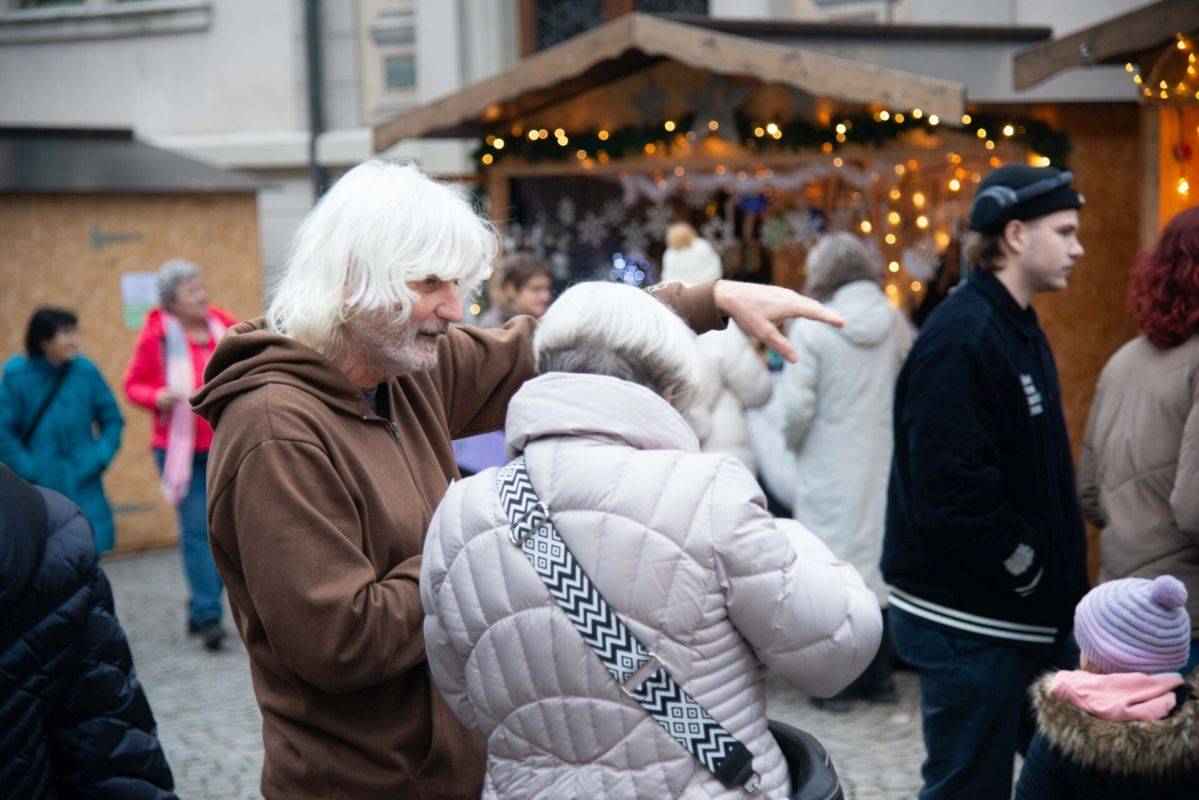 Auftakt zur Oase am Weihnachtsmarkt